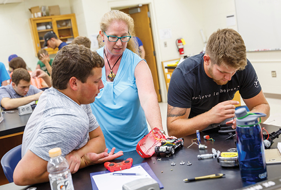 Bringing the Real World to the Engineering Classroom | Bethel University